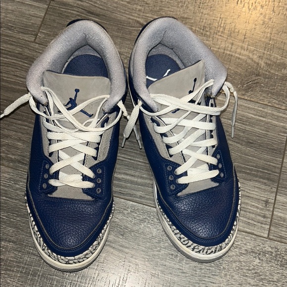 Jordan | Shoes | Mens Air Jordan 3 Georgetown | Poshmark